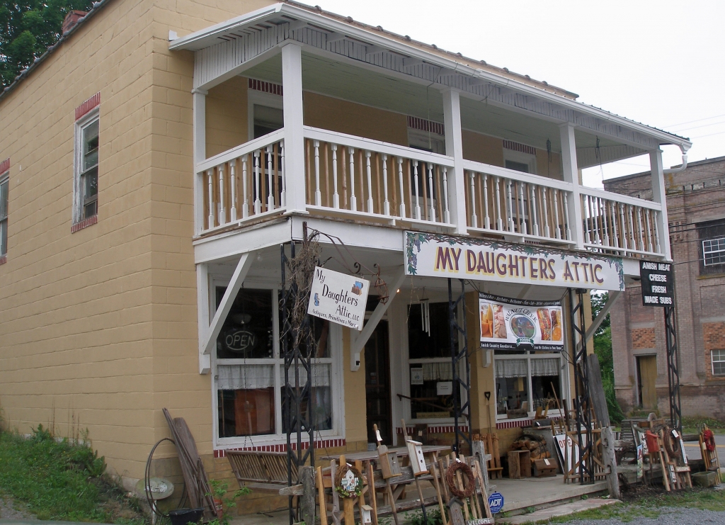 Christmas Lights Decoration Contest